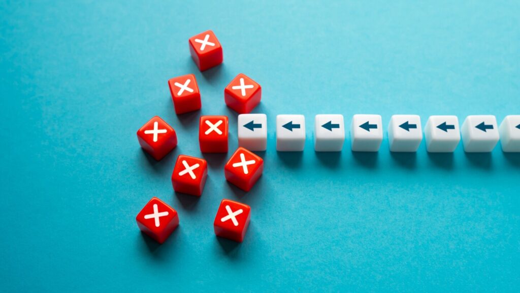 Moderna Halts Production of 3 mRNA Vaccines, Obtains $1.5B Loan Aiming ...